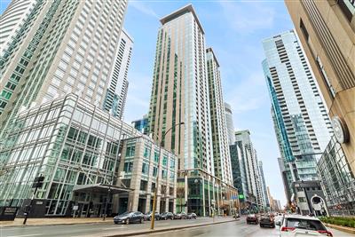 715 Rue Peel, Montréal, QC H3C 1B2 · Ville-Marie