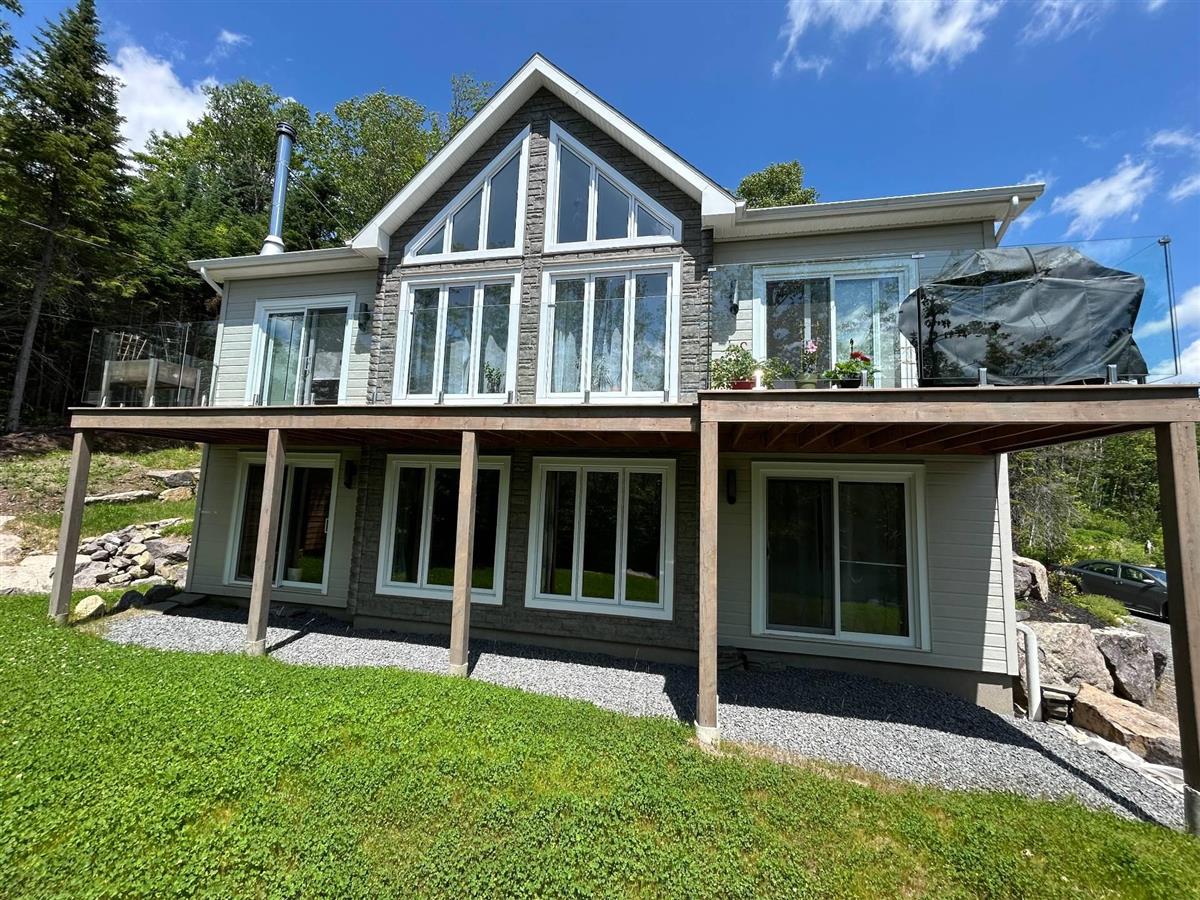 Maison à étages 25 Imp. Ste-Croix, Sainte-Agathe-des-Monts