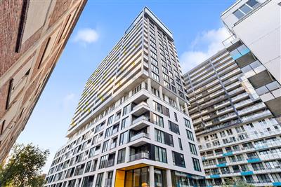 715 Rue Peel, Montréal, QC H3C 1B2 · Ville-Marie