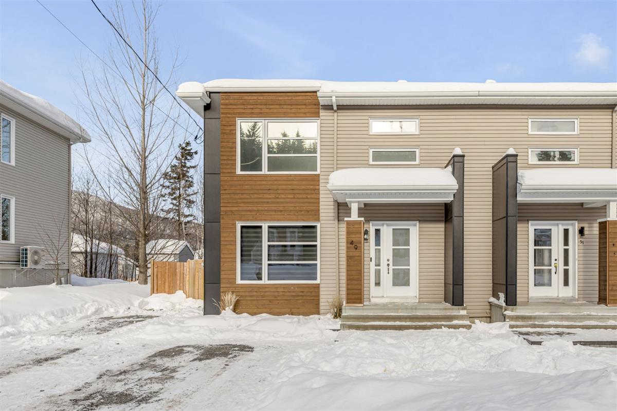 Maison à étages 49 Rue Jennings, Sainte-Brigitte-de-Laval